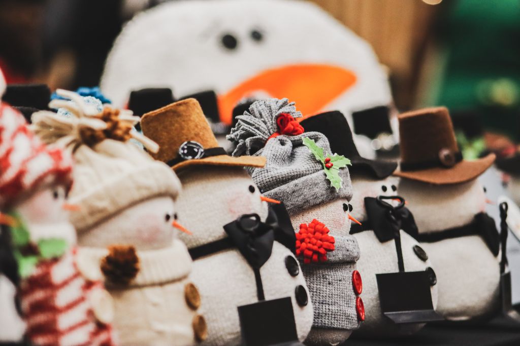 Holiday Bazaar and Open House - Treyton Oak Towers